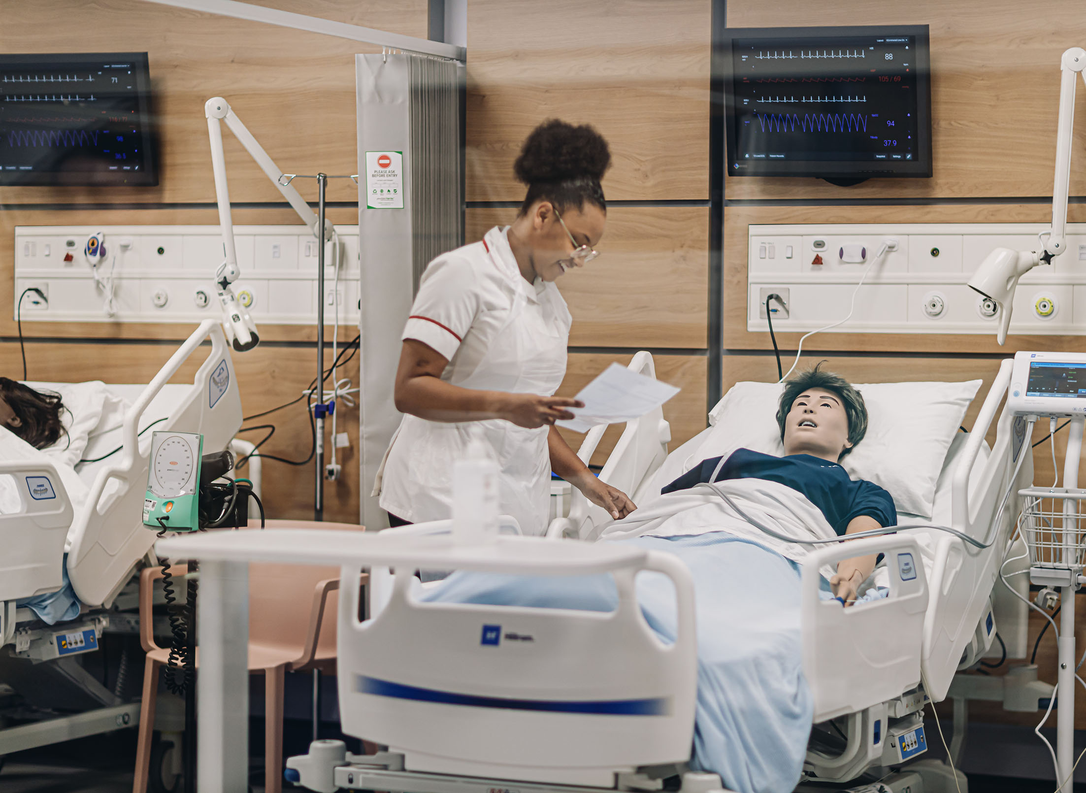 Adult Nursing MSc (with NMC Registration) 2026 | Middlesex University